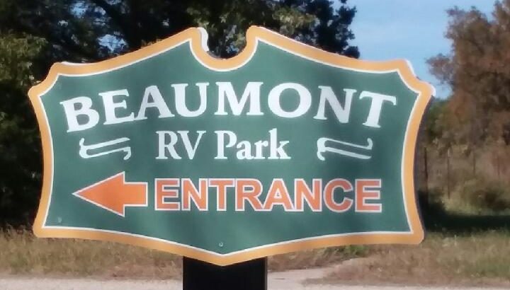 RV_Park_Sign | Beaumont Hotel